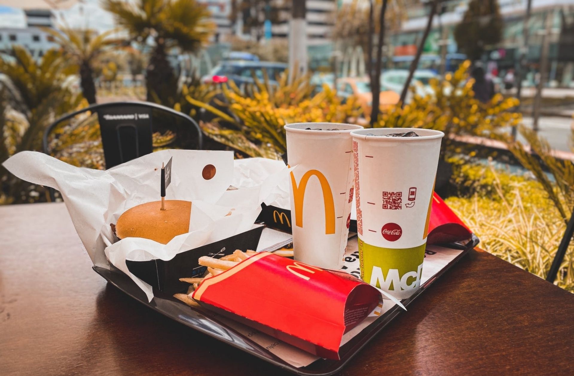 McDo découvre (enfin) la vaisselle réutilisable, bienvenue en 2021 les ...