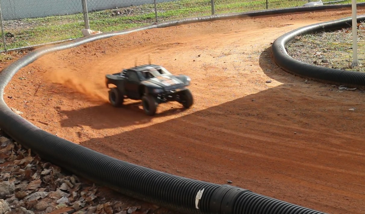 Autorally, une mini-voiture de course open source